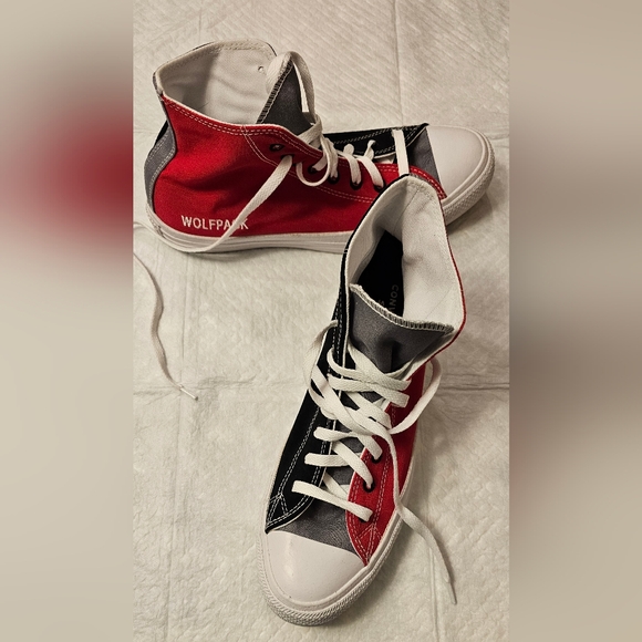 Converse | Shoes | Converse Chuck Taylor All Star Wolf Pack Size 85 Red ...